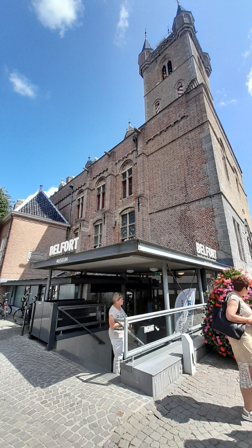 16 Things to See and Do in Sluis - Travel Toer